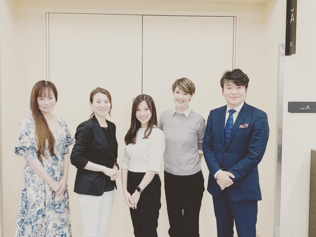 三輪綾子院長が日経BP社主催のWOMAN EXPO2022winterに登壇しました。 | THIRD CLINIC